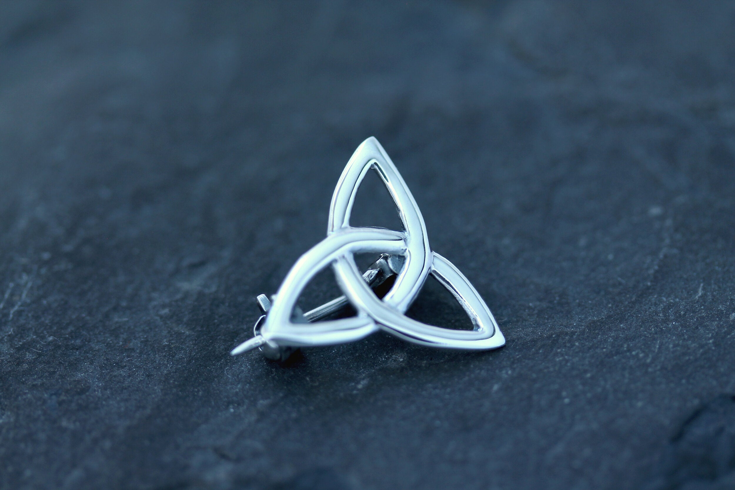Triquetra Brooch - Perfect Balance – Celtic Design Scotland
