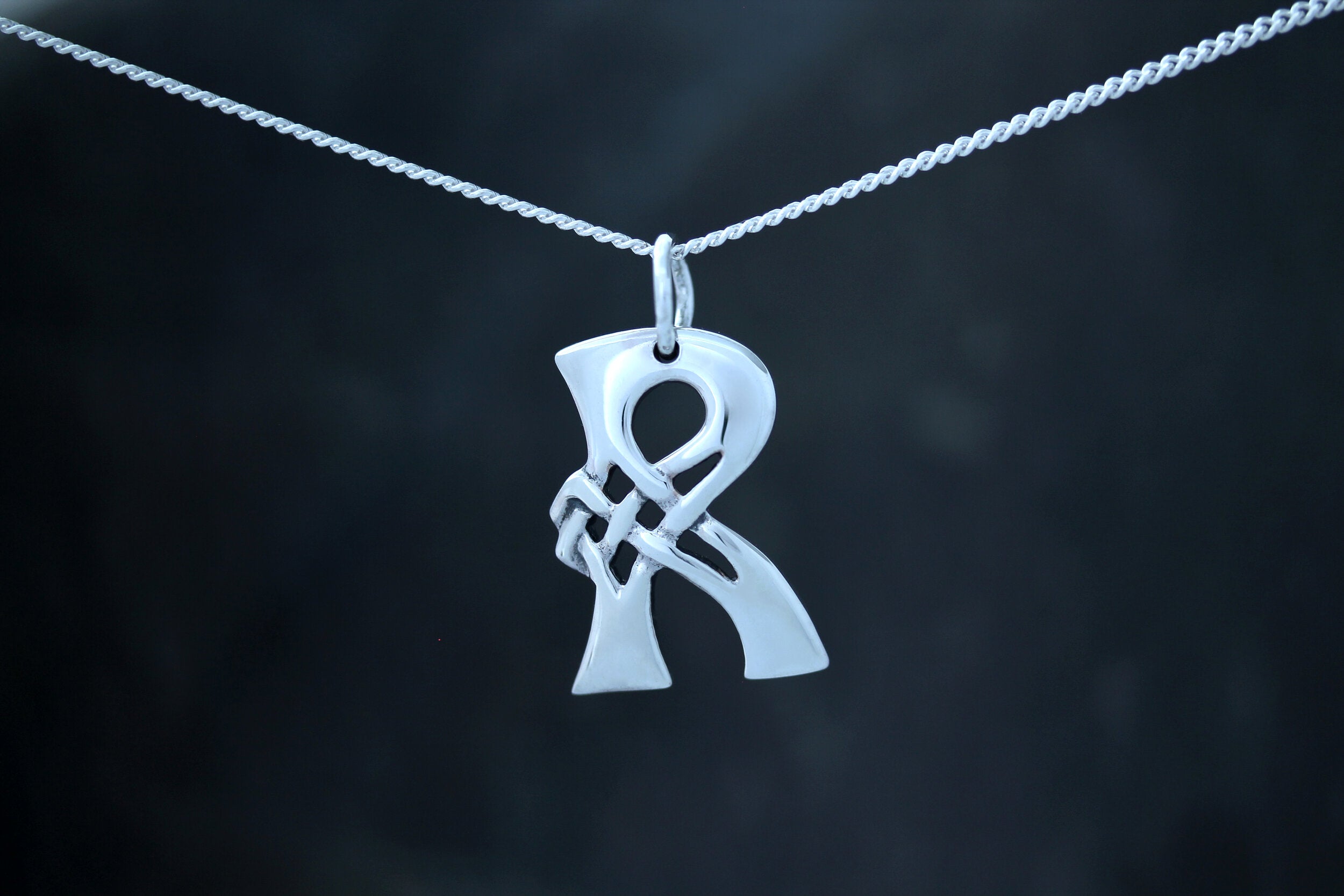 Celtic Letters - 'R' Pendant – Celtic Design Scotland